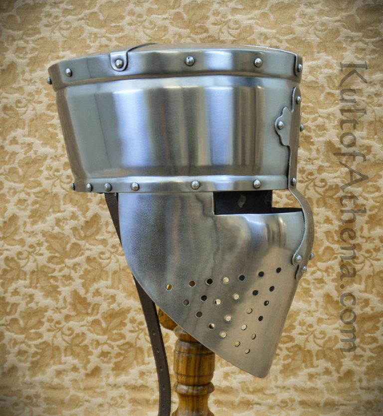 Templar Pot Helm with Faceplate - 18 Gauge