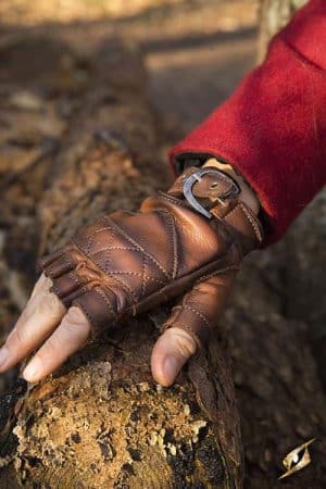 Celtic Leather Gloves - Brown