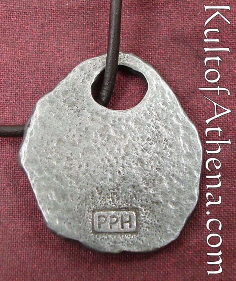 Wulflund - Rune Pendant - Mannaz - Kult of Athena