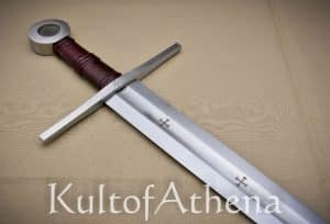 Balaur Arms - Knight Templar Arming Sword - Kult of Athena